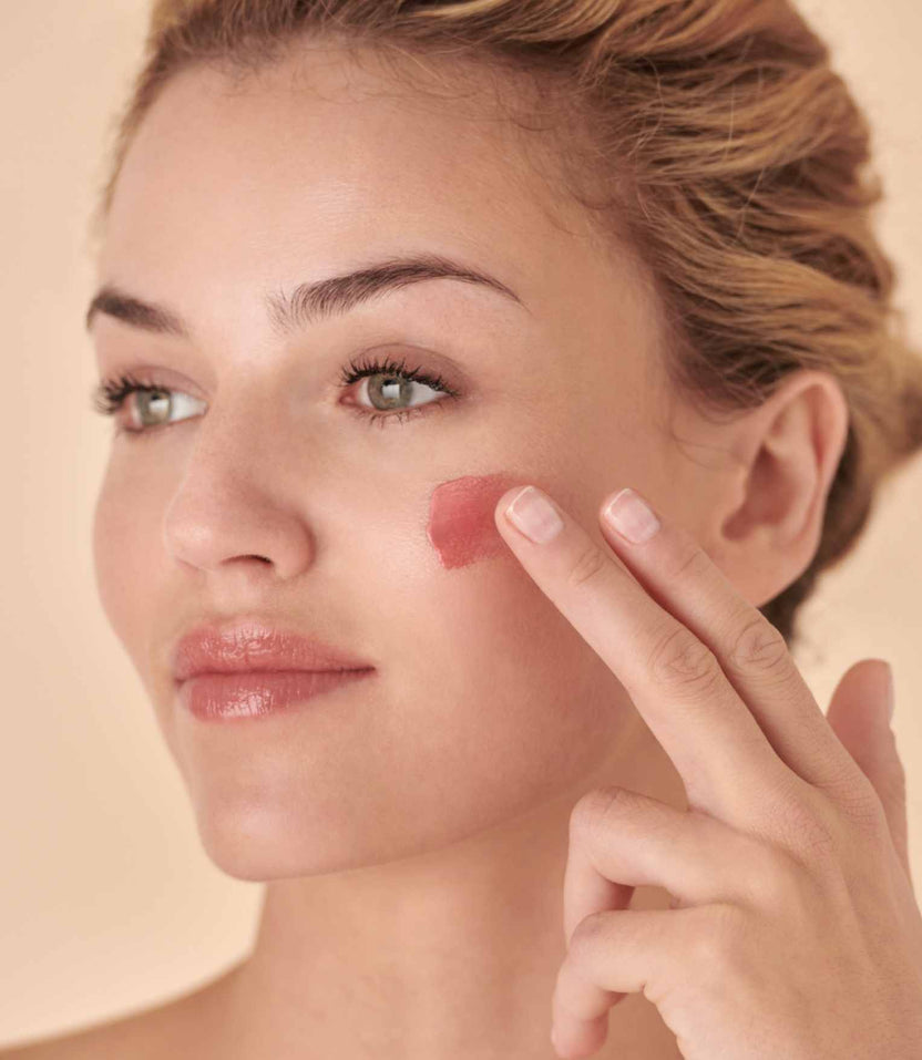 Embryolisse Radiant Complexion Cream - Rose Glow 50ml | French Beauty Co.